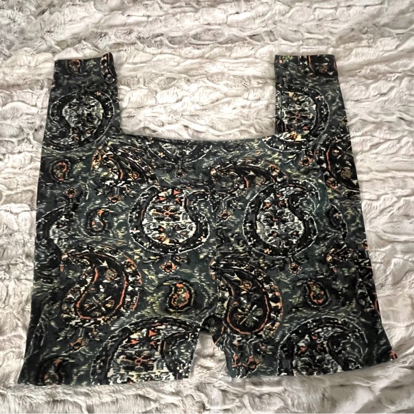 Pants & Jumpsuits | 22 Lularoe Stunning Super Soft Paisley Print ...